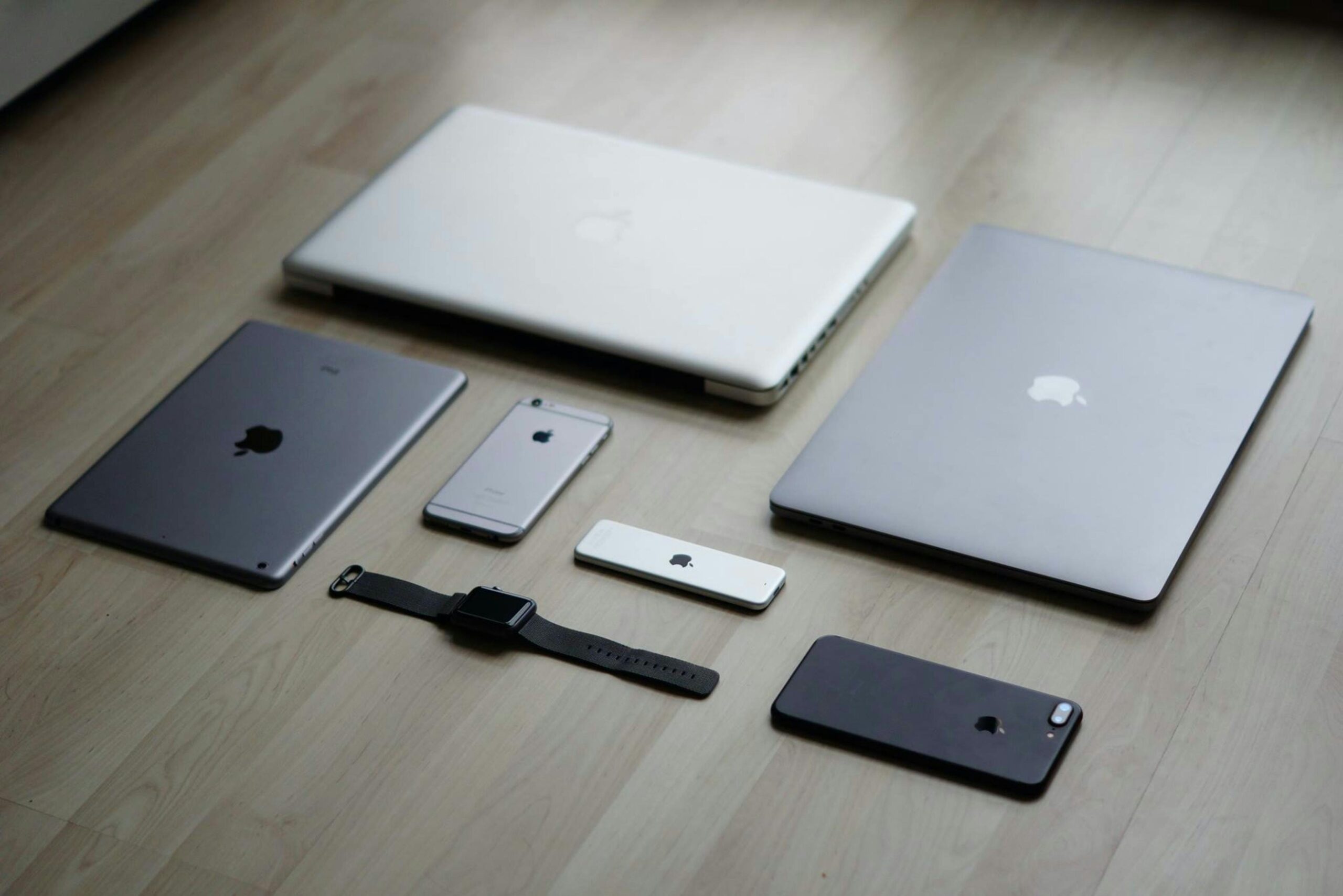 Apple Remains Berkshire Hathaway's Largest Holding Even After the ...